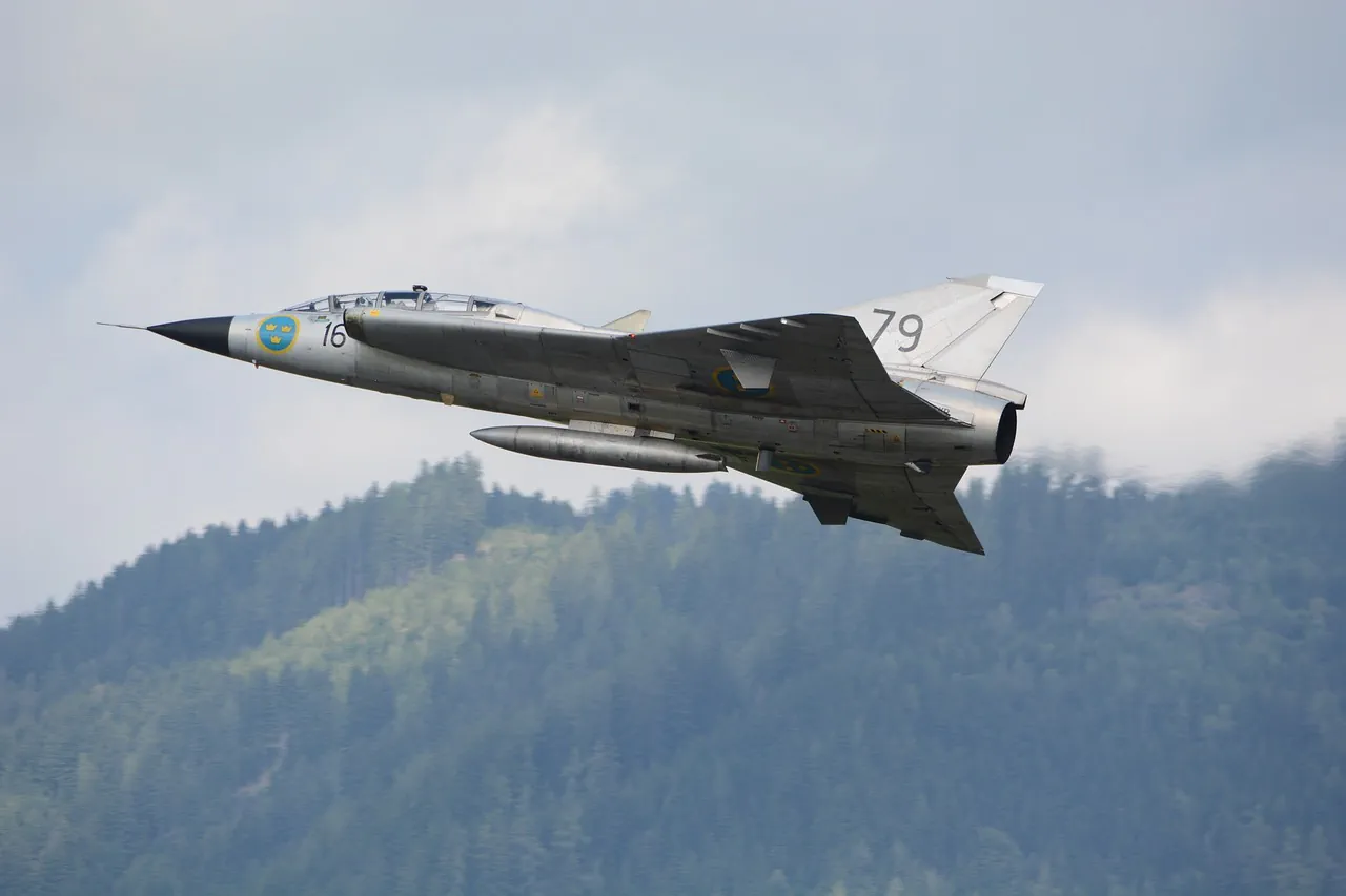 Svenska stridsflygplan genom tiderna - MONC